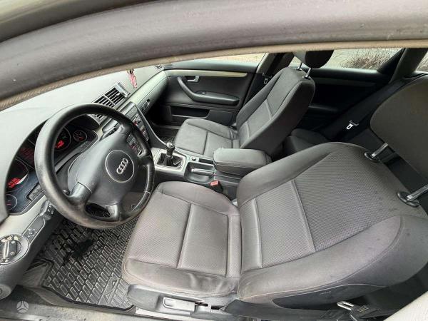Brown Audi A4 2004 in Marijampole, with an engine capacity of 1.90 L and mileage of 242 thousand km for 1300 €, photo 10 on AUTOMOTO.COM.LV