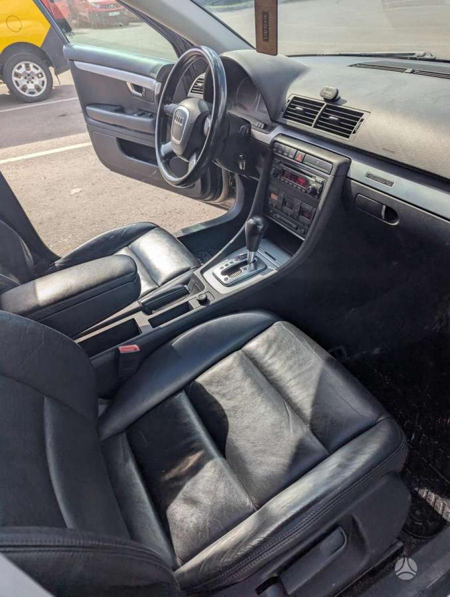 Brown Audi A4 2005 in Kaunas, with an engine capacity of 3.00 L and mileage of 334 thousand km for 2200 €, photo 9 on AUTOMOTO.COM.LV