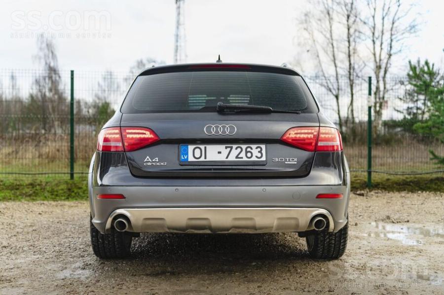 Brown Audi A4 2009 in Riga, with an engine capacity of 3.00 L and mileage of 356 thousand km for 10490 €, photo 5 on AUTOMOTO.COM.LV