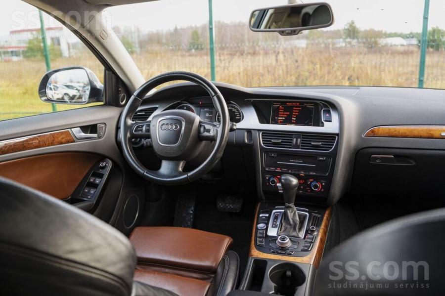 Brown Audi A4 2009 in Riga, with an engine capacity of 3.00 L and mileage of 356 thousand km for 10490 €, photo 12 on AUTOMOTO.COM.LV