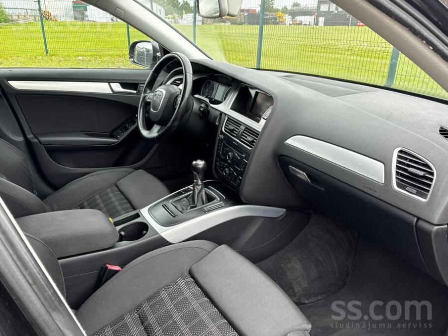 Brūns Audi A4 2009 Saldus, ar dzinēja tilpumu 2.00 L un nobraukumu 225 tūkst. km par 5700 €, foto 8 vietnē AUTOMOTO.COM.LV