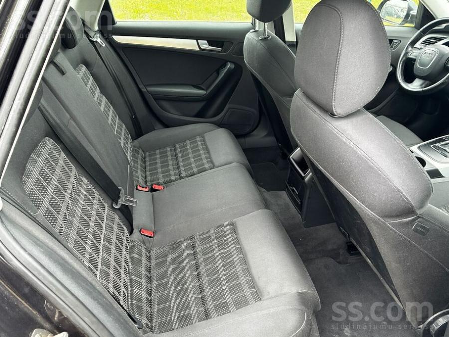 Brūns Audi A4 2009 Saldus, ar dzinēja tilpumu 2.00 L un nobraukumu 225 tūkst. km par 5700 €, foto 9 vietnē AUTOMOTO.COM.LV