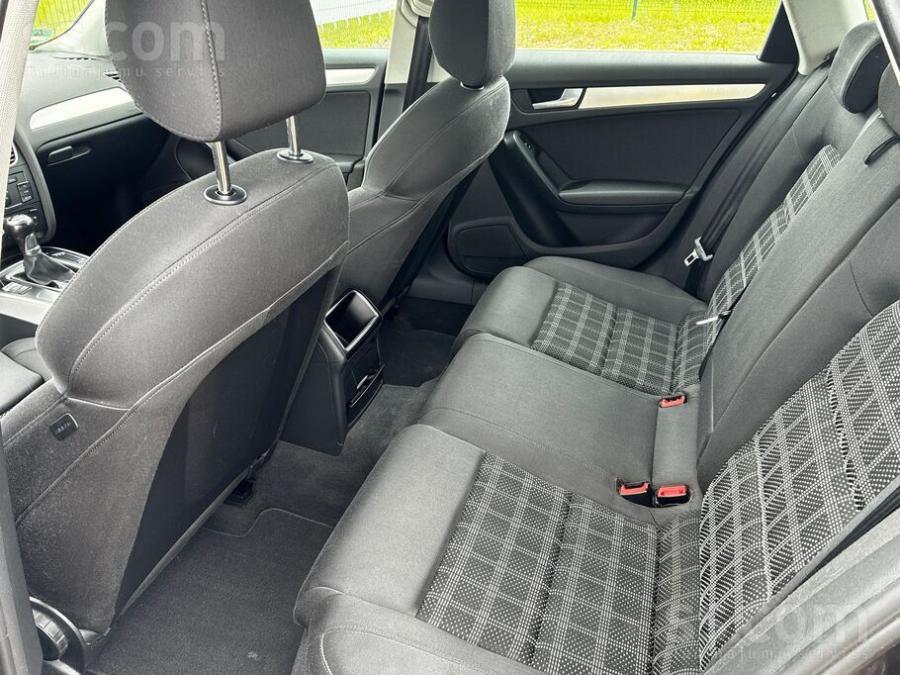 Brūns Audi A4 2009 Saldus, ar dzinēja tilpumu 2.00 L un nobraukumu 225 tūkst. km par 5700 €, foto 12 vietnē AUTOMOTO.COM.LV