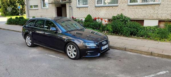 Brūns Audi A4 2009 Viļņa, ar dzinēja tilpumu 1.97 L un nobraukumu 556 tūkst. km par 2650 €, foto 2 vietnē AUTOMOTO.COM.LV