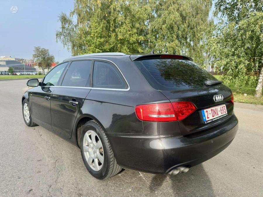 Brūns Audi A4 2009 Šauļi, ar dzinēja tilpumu 1.97 L un nobraukumu 258 tūkst. km par 4950 €, foto 9 vietnē AUTOMOTO.COM.LV