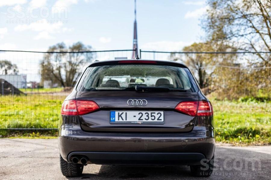 Brown Audi A4 2010 in Riga, with an engine capacity of 2.00 L and mileage of 275 thousand km for 6290 €, photo 8 on AUTOMOTO.COM.LV