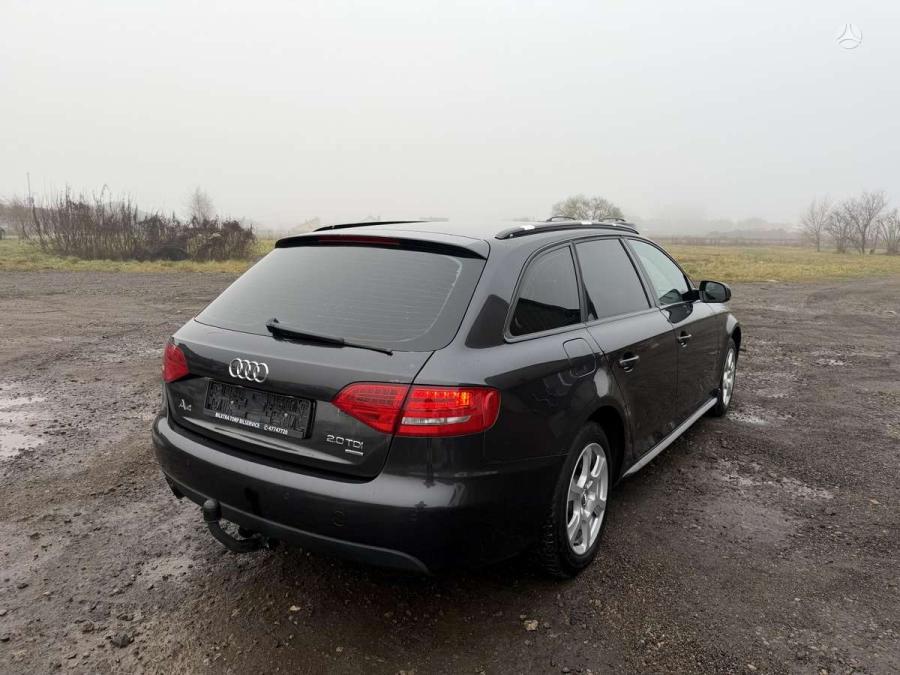 Brūns Audi A4 2010 Kauņa, ar dzinēja tilpumu 1.97 L un nobraukumu 300 tūkst. km par 3500 €, foto 6 vietnē AUTOMOTO.COM.LV