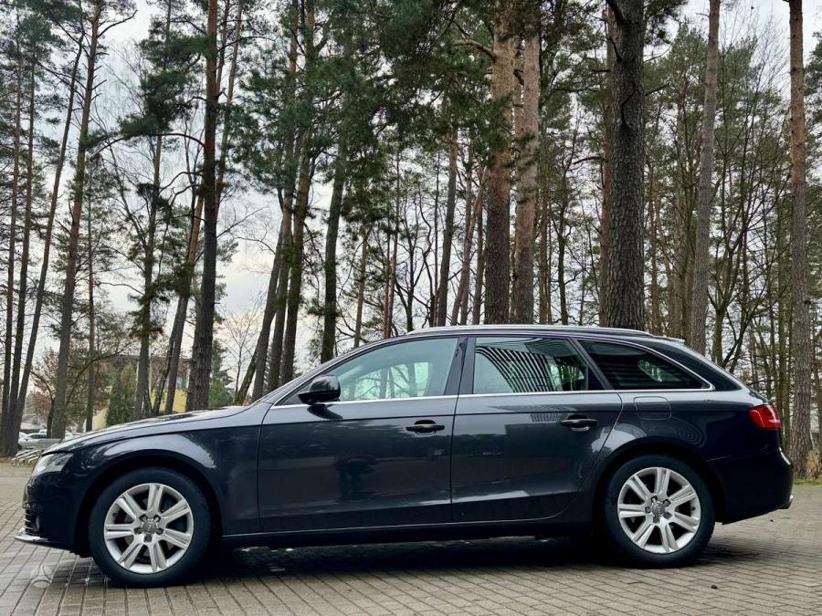 Brūns Audi A4 2010 Alīta, ar dzinēja tilpumu 2.70 L un nobraukumu 349 tūkst. km par 6750 €, foto 32 vietnē AUTOMOTO.COM.LV