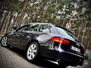 Brūns Audi A4 2010 Alīta, ar dzinēja tilpumu 2.70 L un nobraukumu 349 tūkst. km par 6750 €, foto 37 vietnē AUTOMOTO.COM.LV