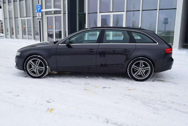 Brown Audi A4 2010 in Vilnius, with an engine capacity of 1.97 L and mileage of 298 thousand km for 5500 €, photo 8 on AUTOMOTO.COM.LV