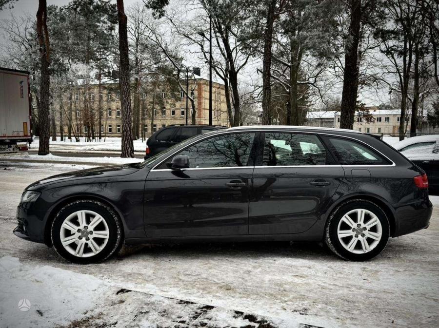 Brūns Audi A4 2010 Alīta, ar dzinēja tilpumu 2.70 L un nobraukumu 340 tūkst. km par 6750 €, foto 5 vietnē AUTOMOTO.COM.LV