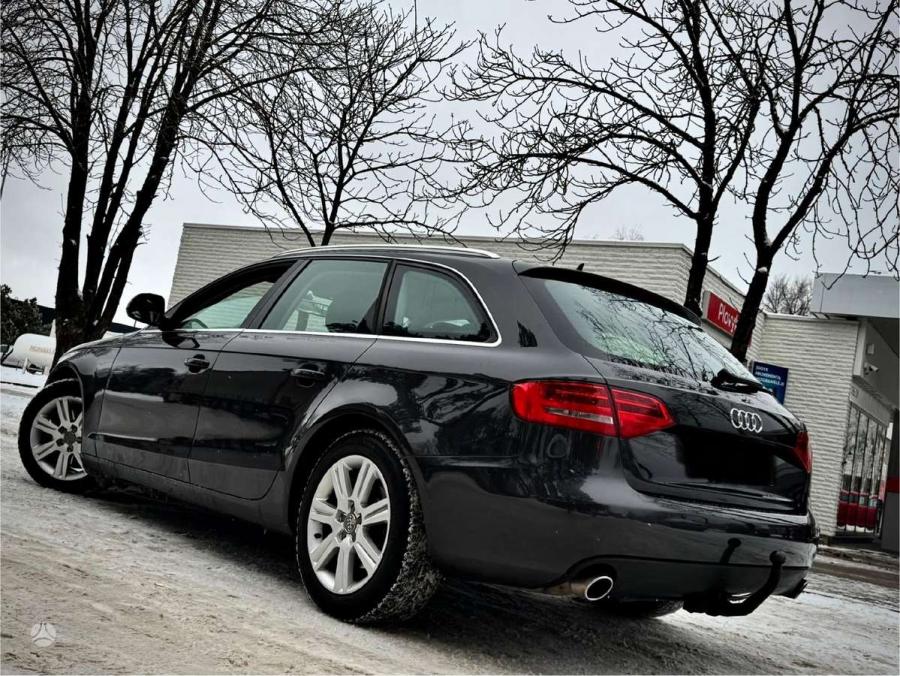 Brūns Audi A4 2010 Alīta, ar dzinēja tilpumu 2.70 L un nobraukumu 340 tūkst. km par 6750 €, foto 25 vietnē AUTOMOTO.COM.LV