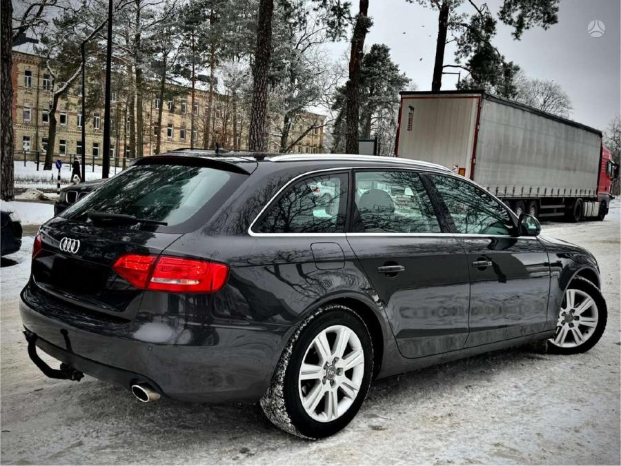Brūns Audi A4 2010 Alīta, ar dzinēja tilpumu 2.70 L un nobraukumu 340 tūkst. km par 6750 €, foto 27 vietnē AUTOMOTO.COM.LV