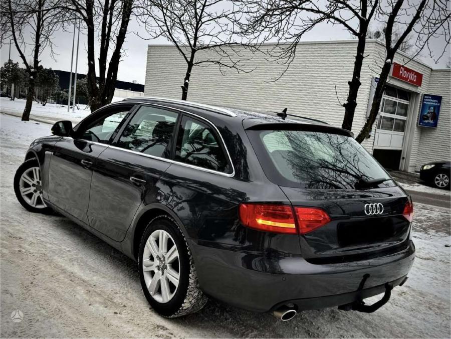 Brūns Audi A4 2010 Alīta, ar dzinēja tilpumu 2.70 L un nobraukumu 340 tūkst. km par 6750 €, foto 28 vietnē AUTOMOTO.COM.LV