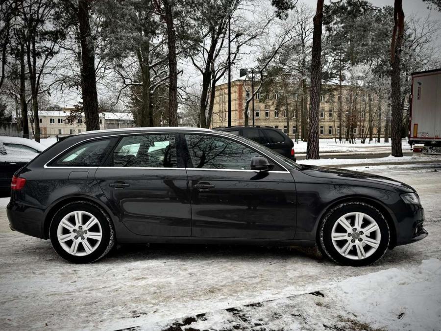 Brūns Audi A4 2010 Alīta, ar dzinēja tilpumu 2.70 L un nobraukumu 349 tūkst. km par 6450 €, foto 28 vietnē AUTOMOTO.COM.LV