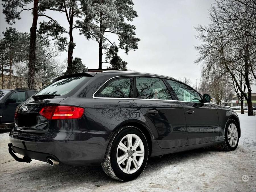 Brūns Audi A4 2010 Alīta, ar dzinēja tilpumu 2.70 L un nobraukumu 349 tūkst. km par 5750 €, foto 21 vietnē AUTOMOTO.COM.LV