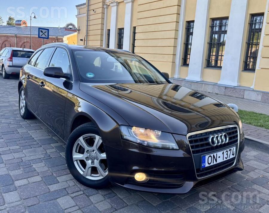 Brūns Audi A4 2010 Daugavpils, ar dzinēja tilpumu 2.70 L un nobraukumu 284 tūkst. km par 5150 €, foto 1 vietnē AUTOMOTO.COM.LV