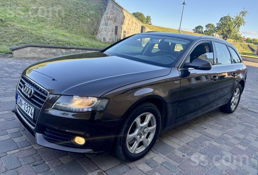 Brūns Audi A4 2010 Daugavpils, ar dzinēja tilpumu 2.70 L un nobraukumu 284 tūkst. km par 5150 €, foto 6 vietnē AUTOMOTO.COM.LV
