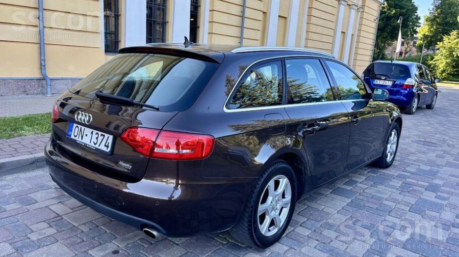 Brūns Audi A4 2010 Daugavpils, ar dzinēja tilpumu 2.70 L un nobraukumu 284 tūkst. km par 5150 €, foto 12 vietnē AUTOMOTO.COM.LV