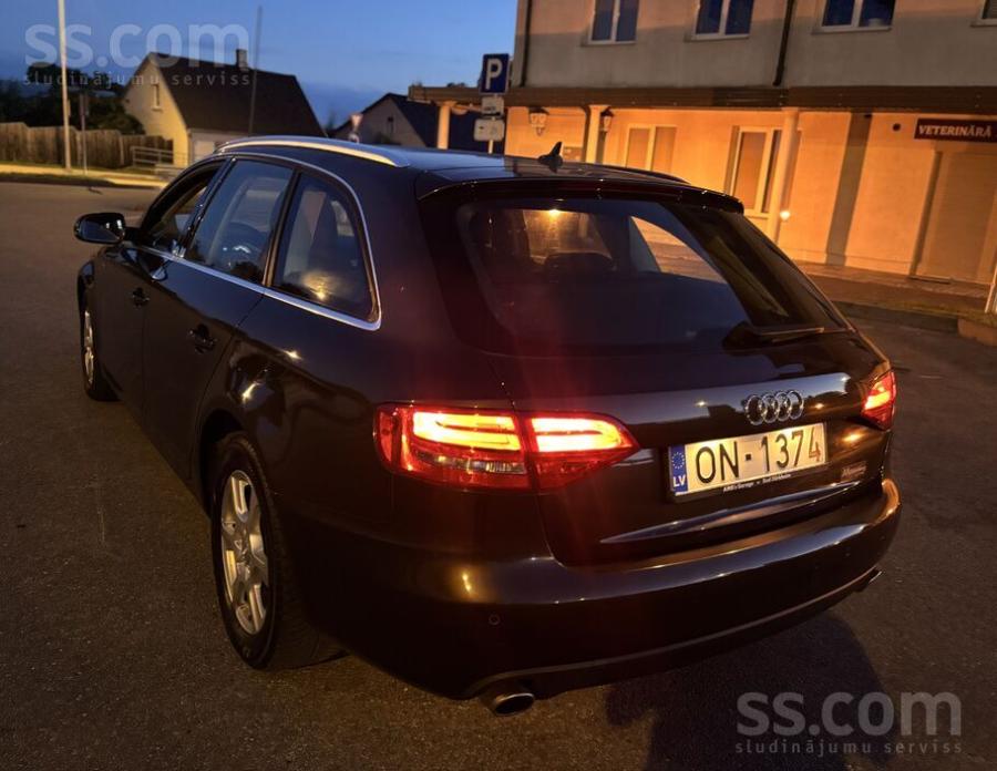 Brūns Audi A4 2010 Daugavpils, ar dzinēja tilpumu 2.70 L un nobraukumu 284 tūkst. km par 5150 €, foto 18 vietnē AUTOMOTO.COM.LV