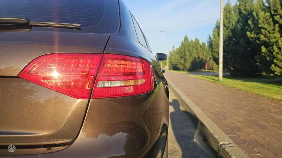 Brown Audi A4 2010 in Kaunas, with an engine capacity of 1.98 L and mileage of 238 thousand km for 6700 €, photo 10 on AUTOMOTO.COM.LV