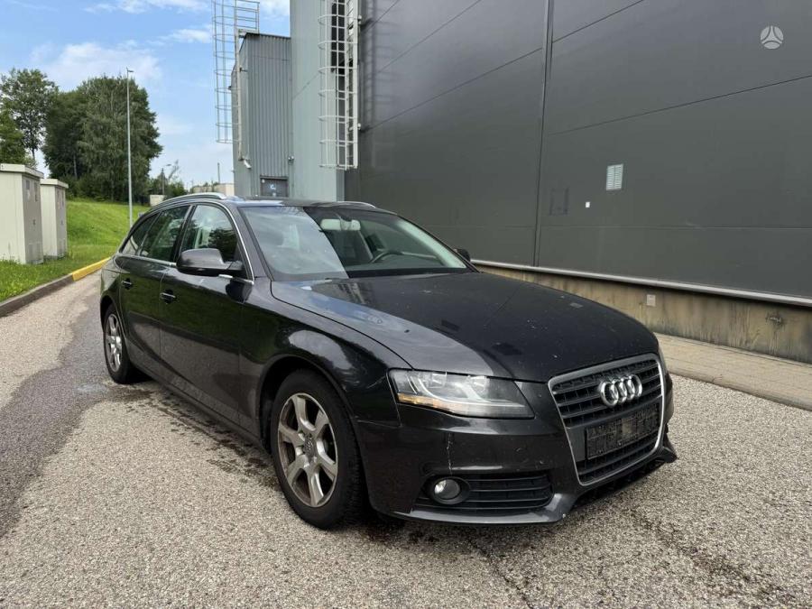 Brown Audi A4 2010 in Alytus, with an engine capacity of 2.00 L and mileage of 303 thousand km for 3950 €, photo 3 on AUTOMOTO.COM.LV
