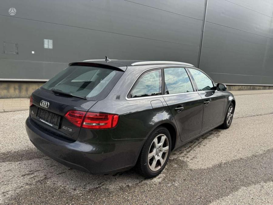 Brown Audi A4 2010 in Alytus, with an engine capacity of 2.00 L and mileage of 303 thousand km for 3950 €, photo 5 on AUTOMOTO.COM.LV