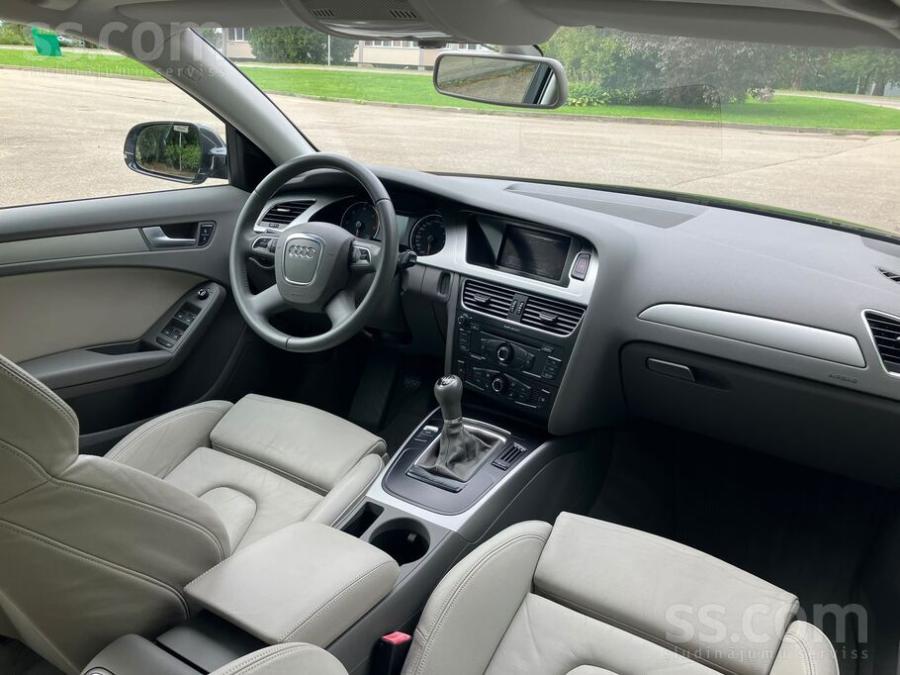 Brown Audi A4 2010 in Bauska, with an engine capacity of 2.00 L and mileage of 226 thousand km for 6800 €, photo 14 on AUTOMOTO.COM.LV