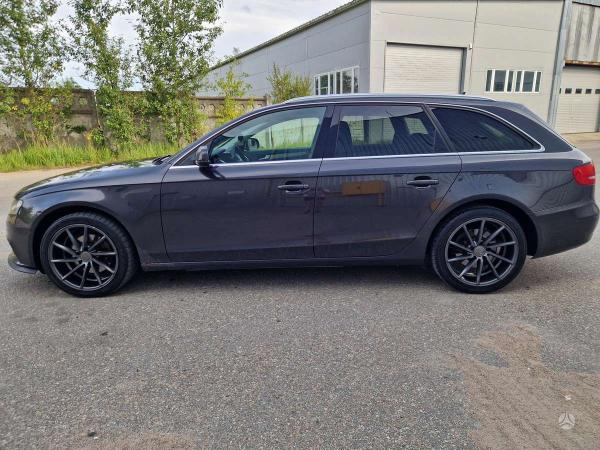 Brown Audi A4 2010 in Vilnius, with an engine capacity of 1.97 L and mileage of 431 thousand km for 3300 €, photo 3 on AUTOMOTO.COM.LV