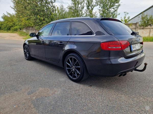 Brown Audi A4 2010 in Vilnius, with an engine capacity of 1.97 L and mileage of 431 thousand km for 3300 €, photo 4 on AUTOMOTO.COM.LV