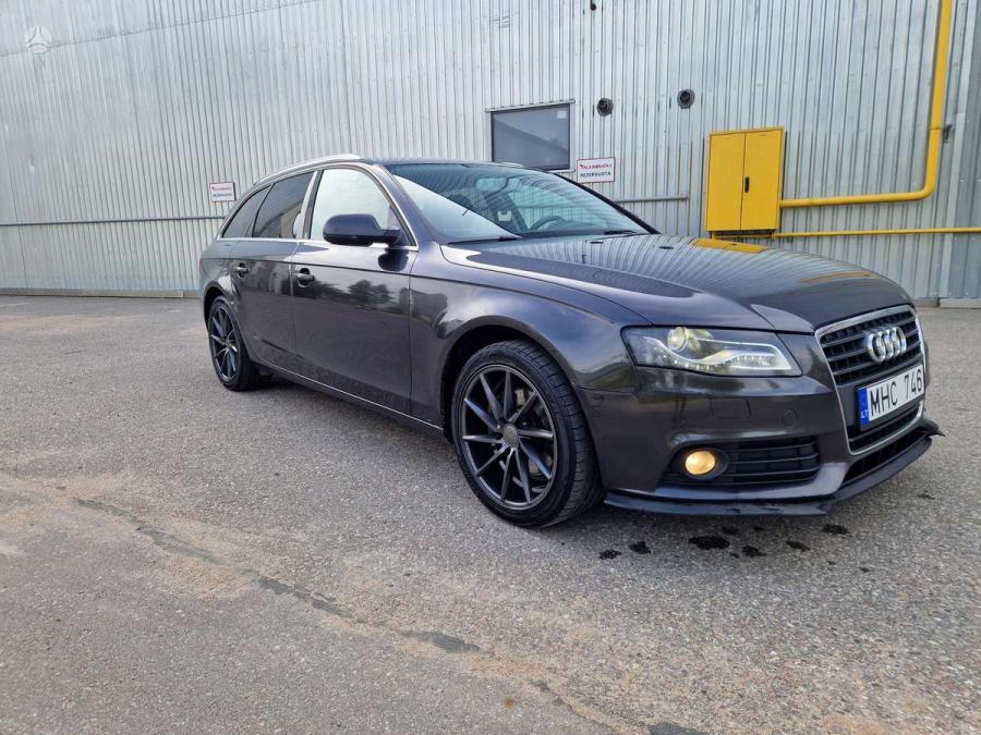 Brūns Audi A4 2010 Viļņa, ar dzinēja tilpumu 1.97 L un nobraukumu 431 tūkst. km par 3300 €, foto 8 vietnē AUTOMOTO.COM.LV