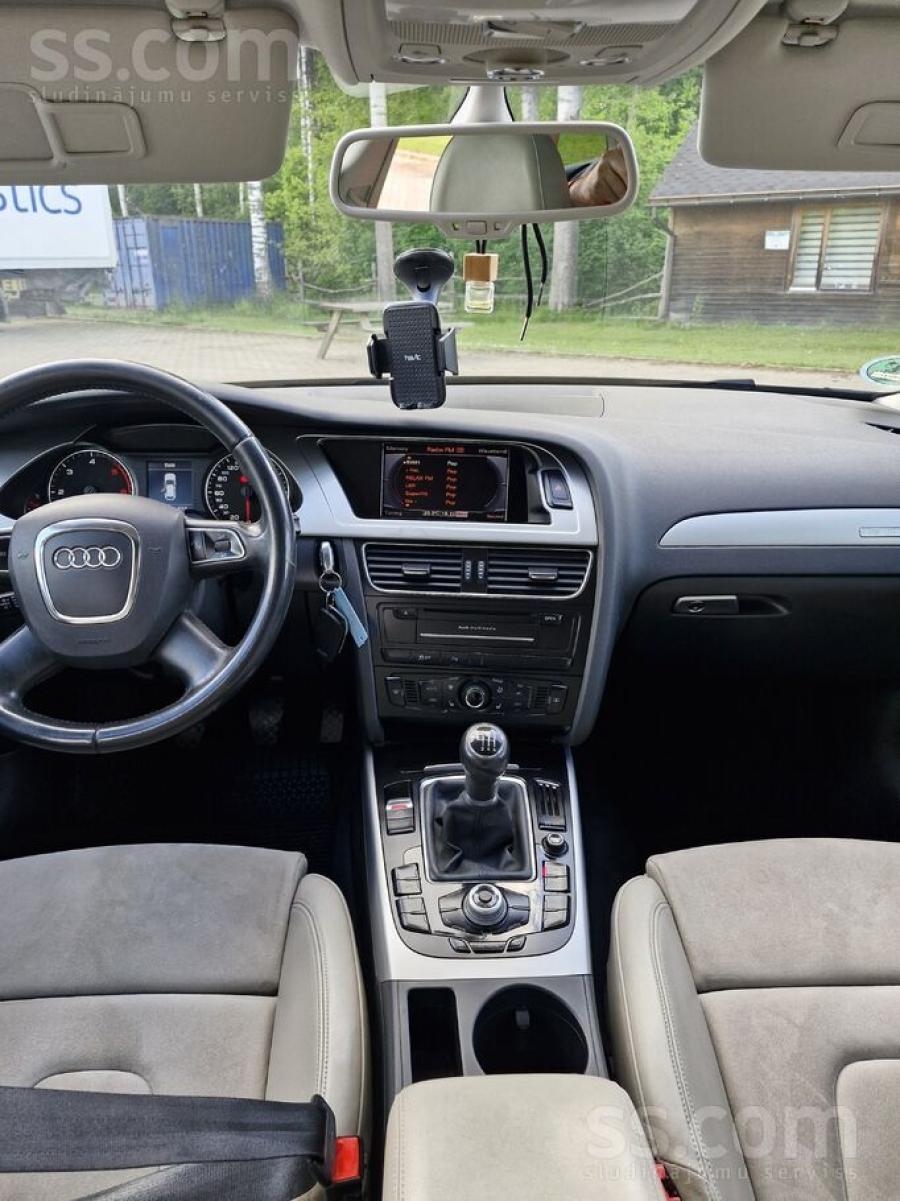 Brown Audi A4 2011 in Valmiera, with an engine capacity of 2.00 L and mileage of 301 thousand km for 9200 €, photo 11 on AUTOMOTO.COM.LV
