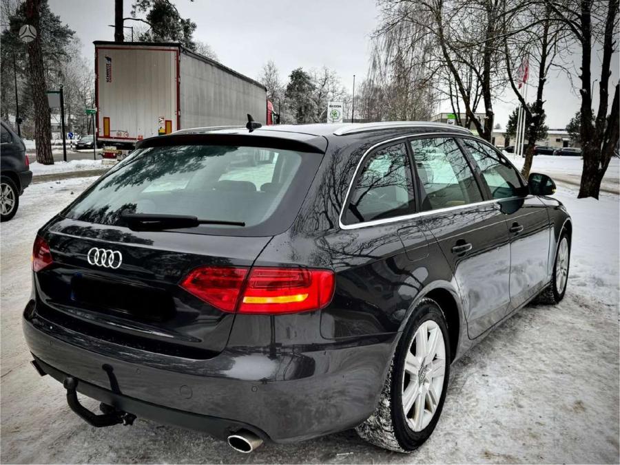 Brūns Audi A4 2011 Alīta, ar dzinēja tilpumu 2.70 L un nobraukumu 349 tūkst. km par 7250 €, foto 19 vietnē AUTOMOTO.COM.LV