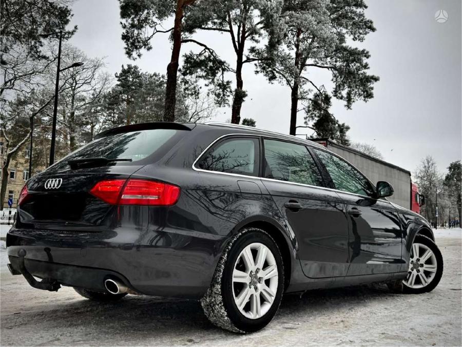 Brūns Audi A4 2011 Alīta, ar dzinēja tilpumu 2.70 L un nobraukumu 349 tūkst. km par 7250 €, foto 27 vietnē AUTOMOTO.COM.LV