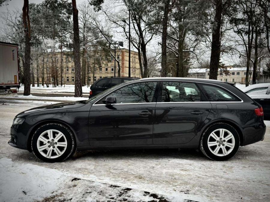 Brūns Audi A4 2011 Alīta, ar dzinēja tilpumu 2.70 L un nobraukumu 349 tūkst. km par 7250 €, foto 32 vietnē AUTOMOTO.COM.LV