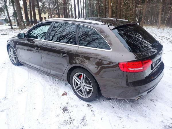 Brūns Audi A4 2011 Utena, ar dzinēja tilpumu 2.97 L un nobraukumu 299 tūkst. km par 6650 €, foto 2 vietnē AUTOMOTO.COM.LV