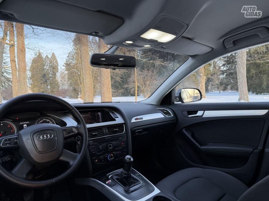 Brūns Audi A4 2011 Kauņa, ar dzinēja tilpumu 2.00 L un nobraukumu 258 tūkst. km par 5250 €, foto 28 vietnē AUTOMOTO.COM.LV