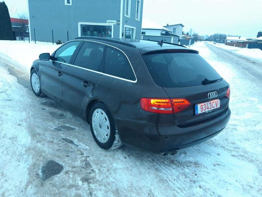 Brūns Audi A4 2011 Panevēža, ar dzinēja tilpumu 1.97 L un nobraukumu 283 tūkst. km par 4540 €, foto 6 vietnē AUTOMOTO.COM.LV