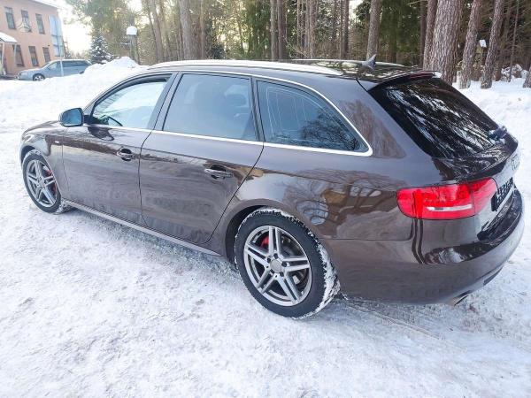Brūns Audi A4 2011 Utena, ar dzinēja tilpumu 2.97 L un nobraukumu 299 tūkst. km par 6650 €, foto 4 vietnē AUTOMOTO.COM.LV