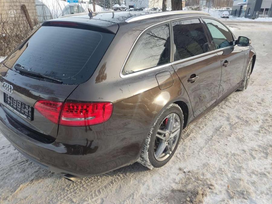 Brown Audi A4 2011 in Utena, with an engine capacity of 2.97 L and mileage of 299 thousand km for 6650 €, photo 37 on AUTOMOTO.COM.LV