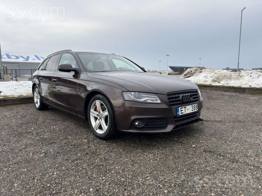 Brūns Audi A4 2011 Rīga, ar dzinēja tilpumu 2.00 L un nobraukumu 310 tūkst. km par 4600 €, foto 3 vietnē AUTOMOTO.COM.LV