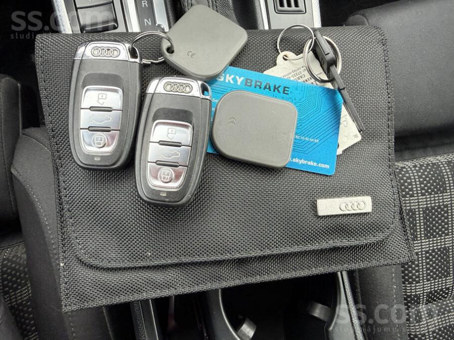 Brūns Audi A4 2011 Rīga, ar dzinēja tilpumu 2.00 L un nobraukumu 310 tūkst. km par 4600 €, foto 9 vietnē AUTOMOTO.COM.LV