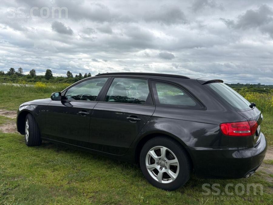 Brown Audi A4 2011 in Daugavpils, with an engine capacity of 2.00 L and mileage of 0 thousand km for 5650 €, photo 8 on AUTOMOTO.COM.LV
