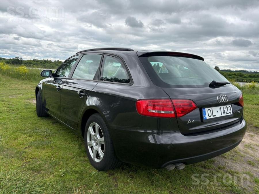Brown Audi A4 2011 in Daugavpils, with an engine capacity of 2.00 L and mileage of 0 thousand km for 5650 €, photo 9 on AUTOMOTO.COM.LV