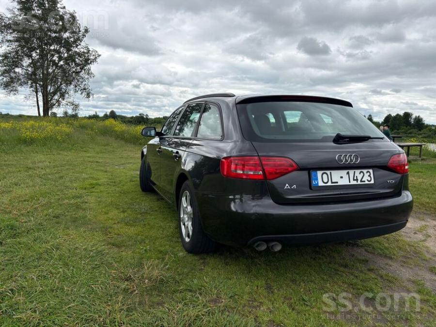 Brown Audi A4 2011 in Daugavpils, with an engine capacity of 2.00 L and mileage of 0 thousand km for 5650 €, photo 12 on AUTOMOTO.COM.LV