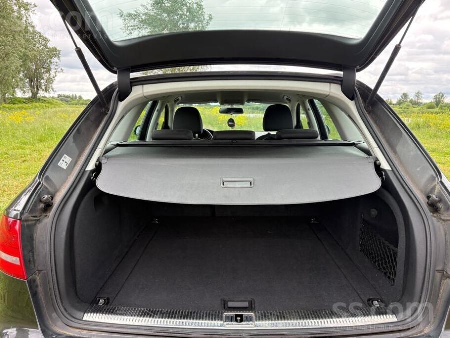 Brown Audi A4 2011 in Daugavpils, with an engine capacity of 2.00 L and mileage of 0 thousand km for 5650 €, photo 25 on AUTOMOTO.COM.LV