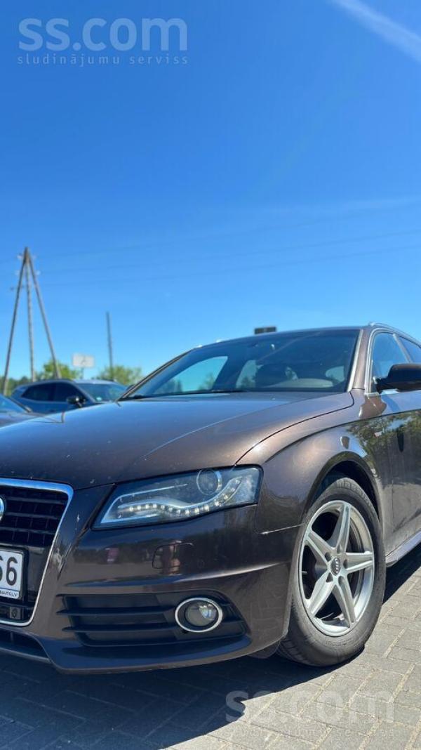 Brūns Audi A4 2011 Limbaži, ar dzinēja tilpumu 3.00 L un nobraukumu 295 tūkst. km par 6999 €, foto 1 vietnē AUTOMOTO.COM.LV