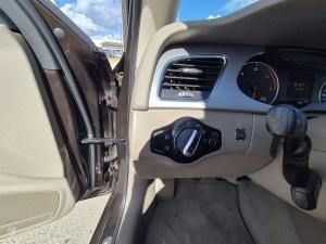 Brown Audi A4 2011 in Siauliai, with an engine capacity of 1.97 L and mileage of 250 thousand km for 6650 €, photo 19 on AUTOMOTO.COM.LV