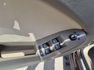Brown Audi A4 2011 in Siauliai, with an engine capacity of 1.97 L and mileage of 250 thousand km for 6650 €, photo 23 on AUTOMOTO.COM.LV