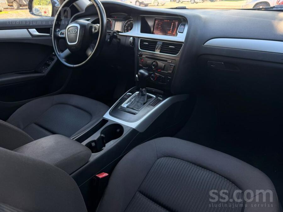 Brown Audi A4 2011 in Riga, with an engine capacity of 2.00 L and mileage of 325 thousand km for 3900 €, photo 11 on AUTOMOTO.COM.LV